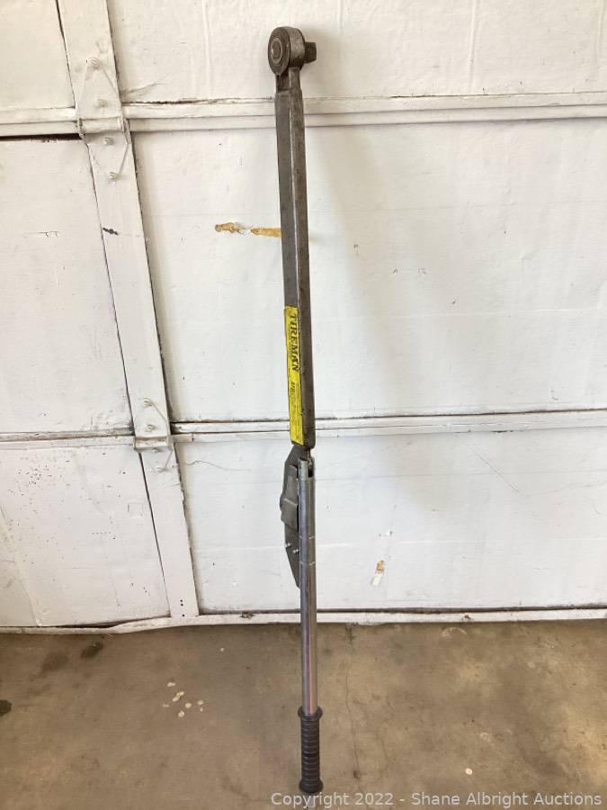 Tireman Torque Wrench 1 Drive. 56 long. Auction Shane Albright Auctions